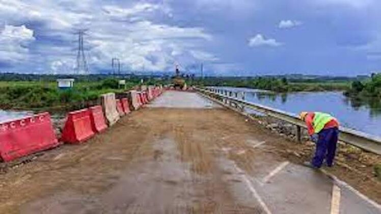 Buses Now Permitted on Katonga Bridge - Around Uganda